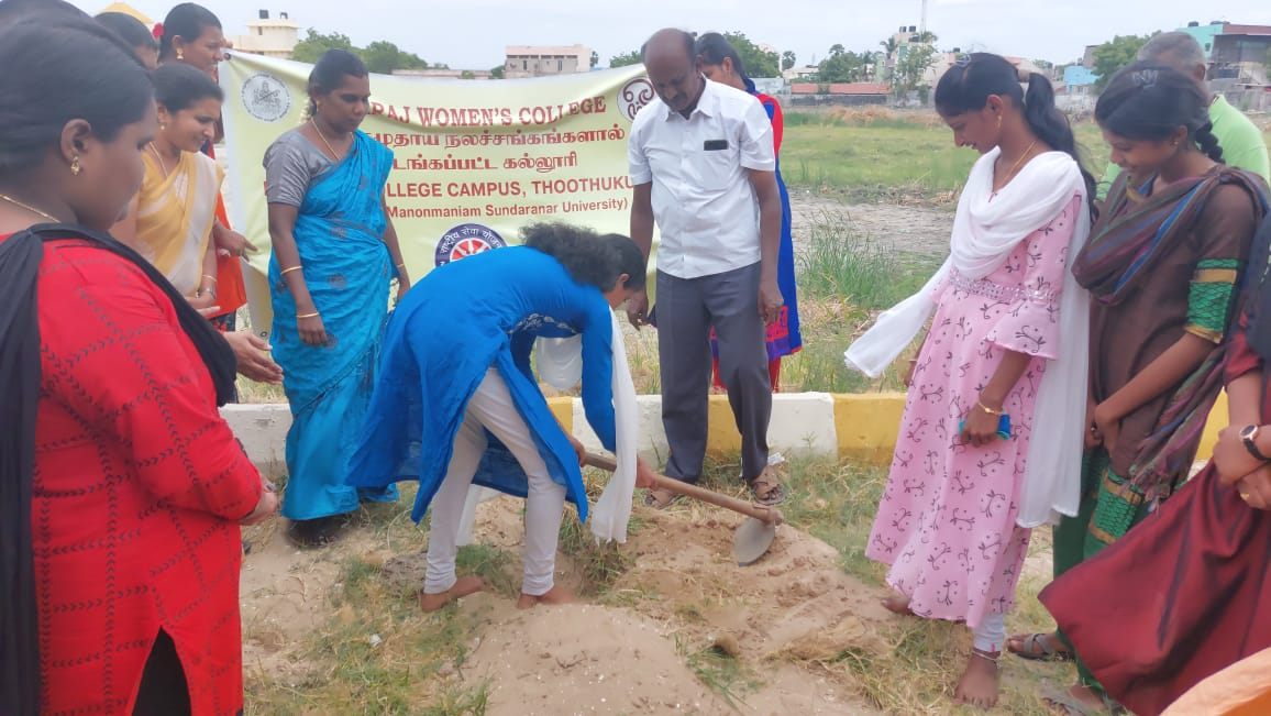 NSS- TREE PLANTING DAY - காமராஜ் மகளிர் கல்லூரி