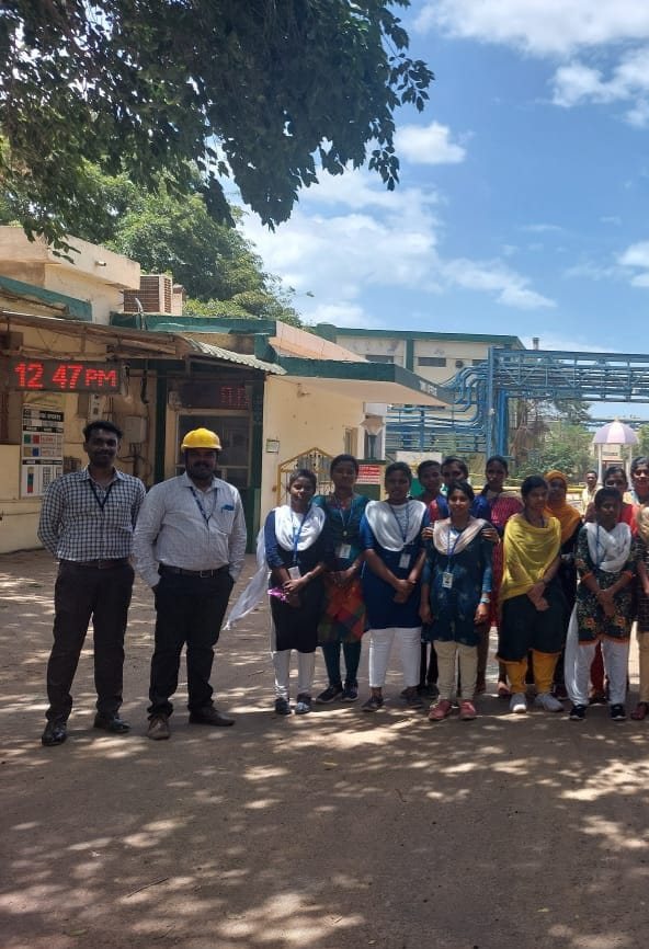 Industrial Visit to Dhrangadhra Chemical Works Ltd (DCW) - காமராஜ் மகளிர் கல்லூரி
